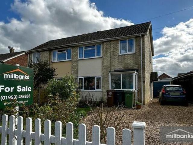 3 Bedroom Semi detached House For Sale In Attleborough, Norfolk