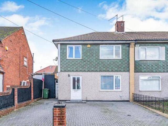3 Bedroom Semi detached House For Sale In Aveley