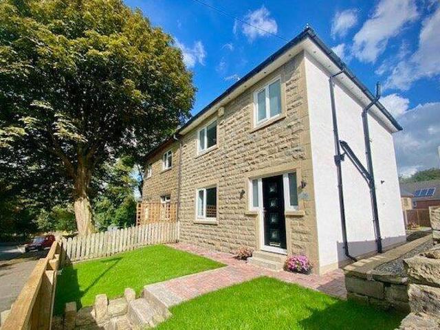3 Bedroom Semi detached House For Sale In Bacup, Lancashire