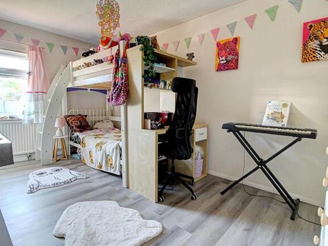 3 bedroom semi detached house for sale in Bach Close, Basingstoke, RG22