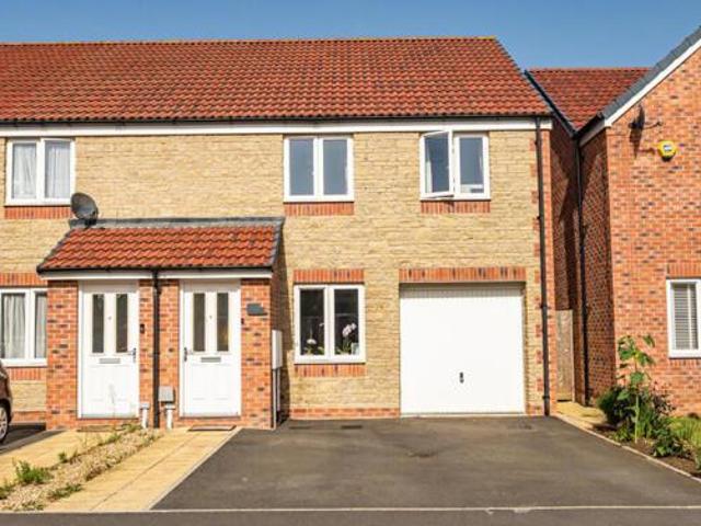 3 Bedroom Semi detached House For Sale In Badbury Park, Swindon