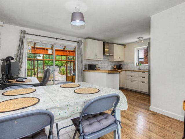 3 bedroom semi detached house for sale in Bagley Close, Kennington, OX1