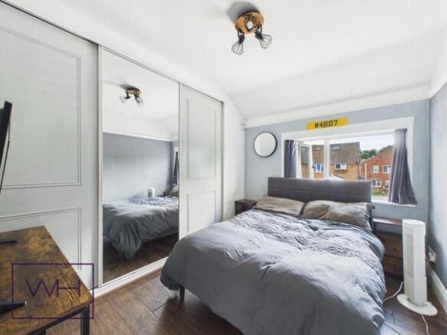 3 bedroom semi detached house for sale in Baldwin Avenue, Off York Road, Doncaster, DN5