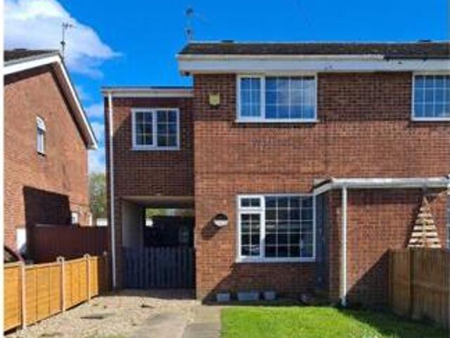 3 Bedroom Semi detached House For Sale In Barton upon humber