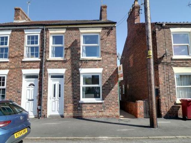 3 Bedroom Semi detached House For Sale In Barton upon humber