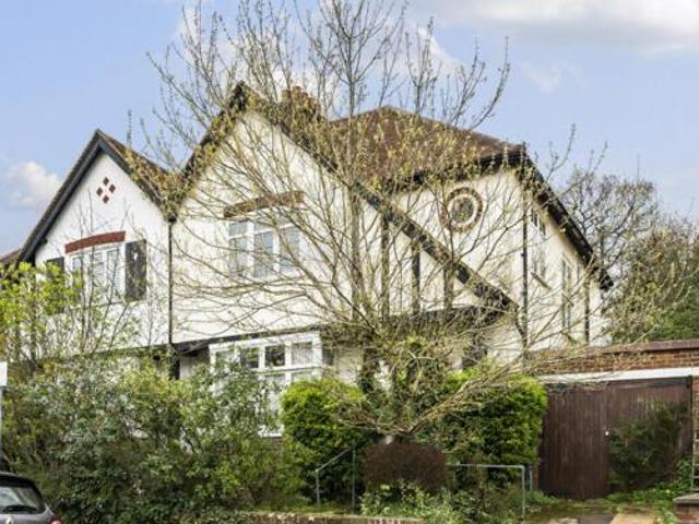 3 Bedroom Semi detached House For Sale In Barnet