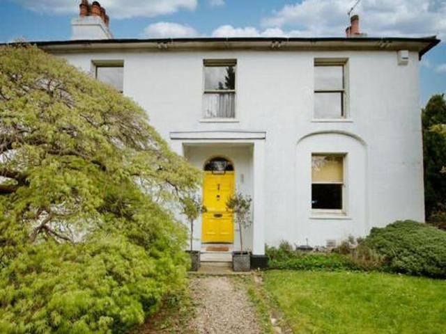 3 Bedroom Semi detached House For Sale In Barnet