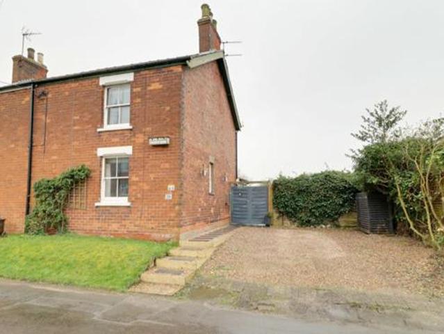 3 Bedroom Semi detached House For Sale In Barnetby