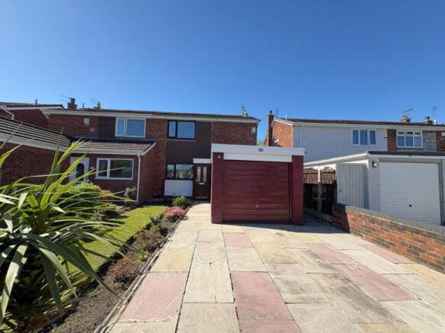 3 bedroom semi detached house for sale in Barnfield Close, Bootle, L30