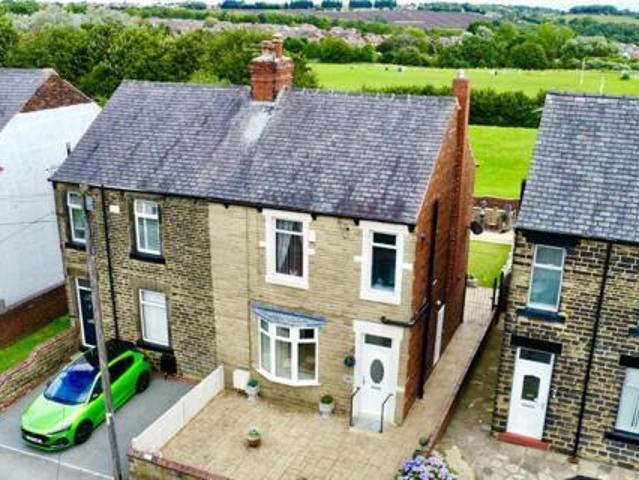 3 Bedroom Semi detached House For Sale In Barnsley, South Yorkshire
