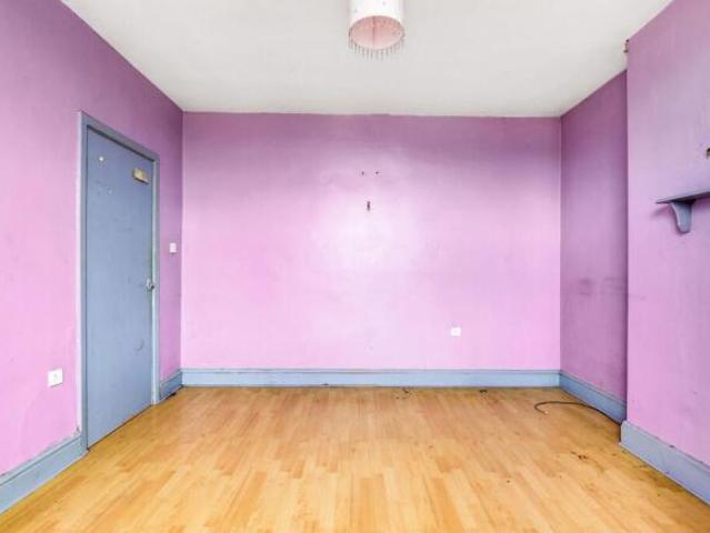 3 bedroom semi detached house for sale in Barnston Road, Nottingham, NG2