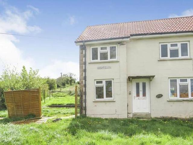 3 Bedroom Semi detached House For Sale In Barrington