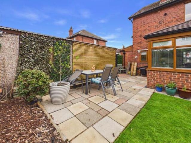 3 bedroom semi detached house for sale in Barrowby Avenue, Leeds, West Yorkshire, LS15