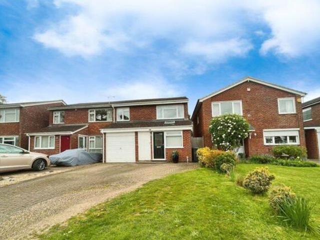 3 Bedroom Semi detached House For Sale In Basingstoke