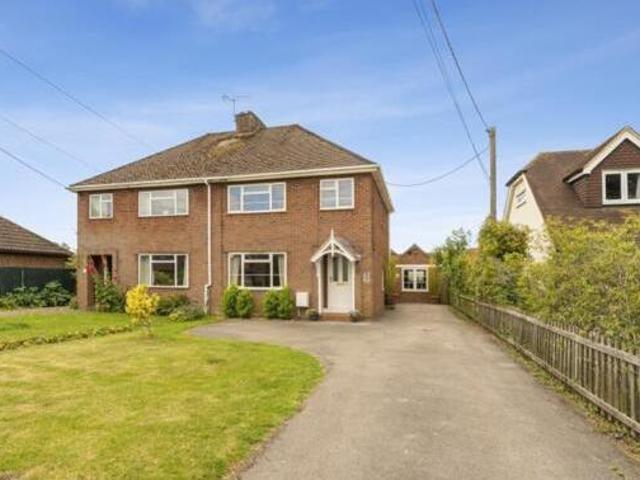 3 Bedroom Semi detached House For Sale In Basingstoke, Hampshire