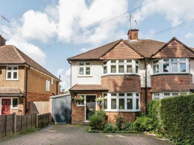 3 Bedroom Semi detached House For Sale In Basingstoke, Hampshire