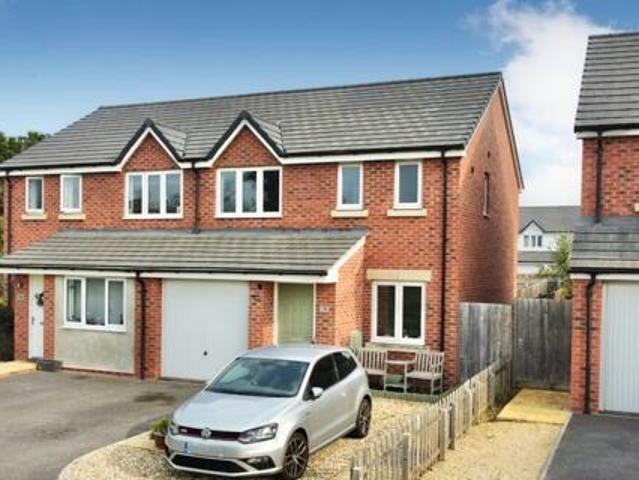 3 Bedroom Semi detached House For Sale In Bathpool, Taunton