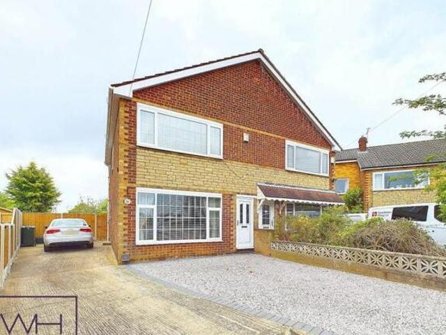 3 Bedroom Semi detached House For Sale In Bentley