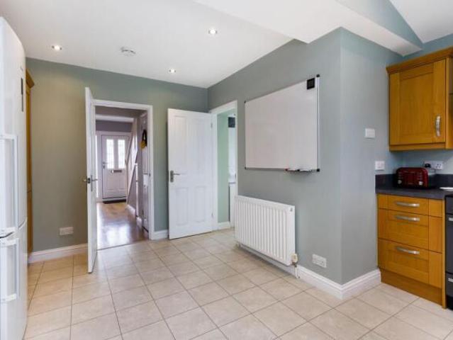 3 bedroom semi detached house for sale in Beaufort Avenue, Leamington Spa, CV32