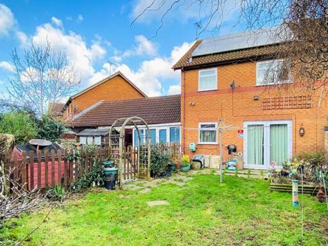 3 Bedroom Semi detached House For Sale In Beaumont Leys, Leicester