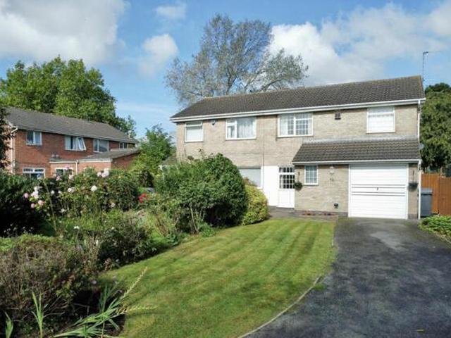 3 Bedroom Semi detached House For Sale In Beaumont Leys