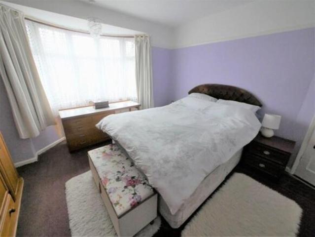 3 bedroom semi detached house for sale in Beechcroft Road, Ipswich, Suffolk, IP1