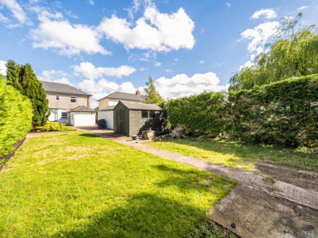 3 bedroom semi detached house for sale in Beechcroft Road, Swindon, SN2