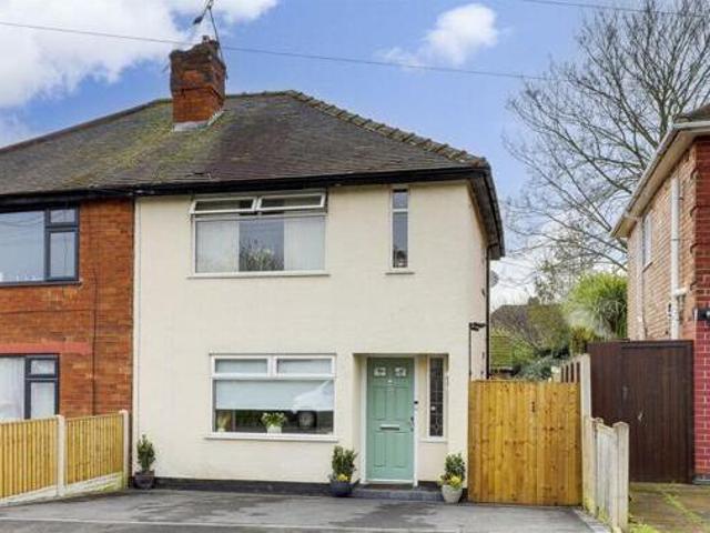 3 Bedroom Semi detached House For Sale In Beeston, Nottinghamshire