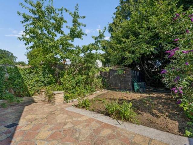 3 bedroom semi detached house for sale in Beeston Close, South Oxhey, WD19