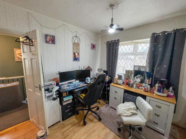 3 bedroom semi detached house for sale in Bela Avenue, Bradford, BD4 9PL, BD4