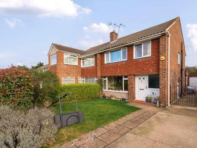 3 Bedroom Semi detached House For Sale In Berkshire