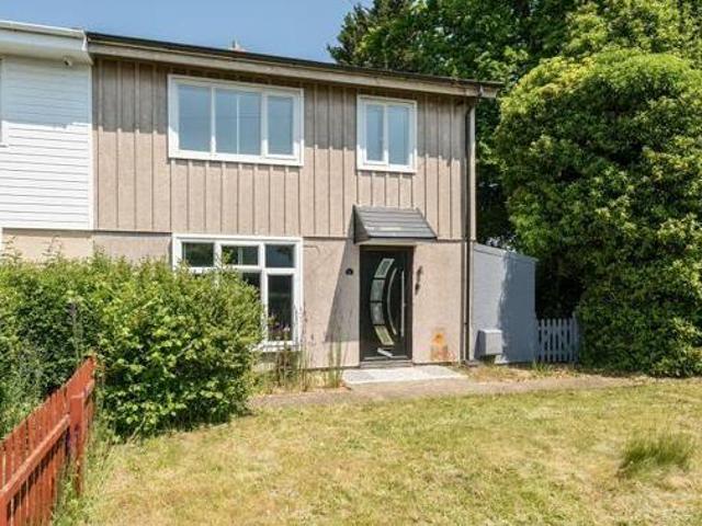 3 Bedroom Semi detached House For Sale In Berkshire