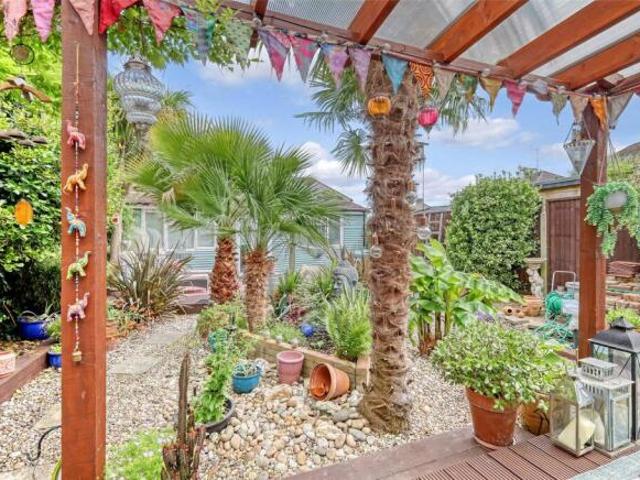 3 bedroom semi detached house for sale in Beverley Gardens, Southend On Sea, Essex, SS2