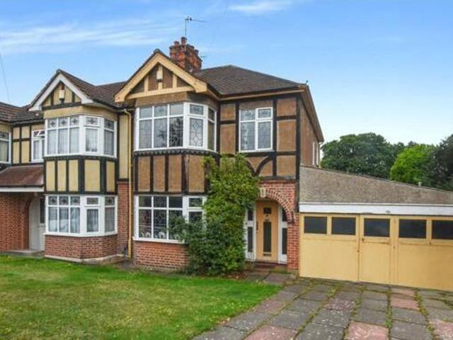 3 Bedroom Semi detached House For Sale In Bexley, Kent