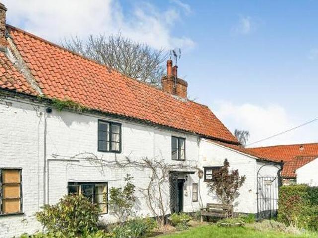 3 Bedroom Semi detached House For Sale In Bingham, Nottinghamshire