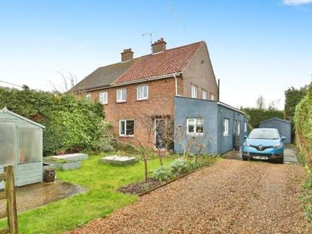 3 Bedroom Semi detached House For Sale In Binham