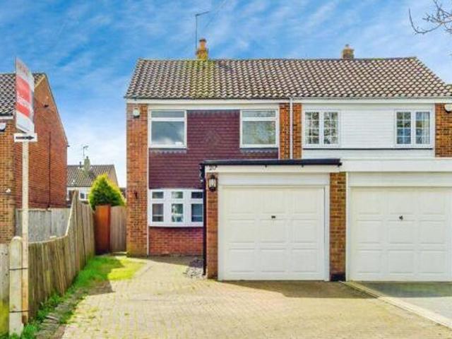 3 Bedroom Semi detached House For Sale In Biggin Hill, Westerham