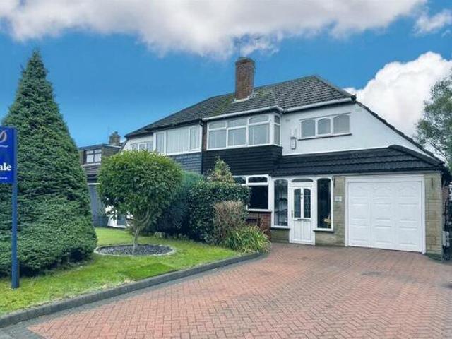 3 Bedroom Semi detached House For Sale In Billinge