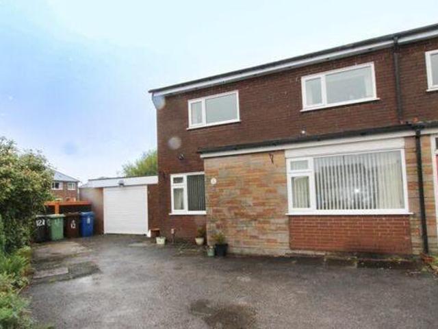 3 Bedroom Semi detached House For Sale In Billinge