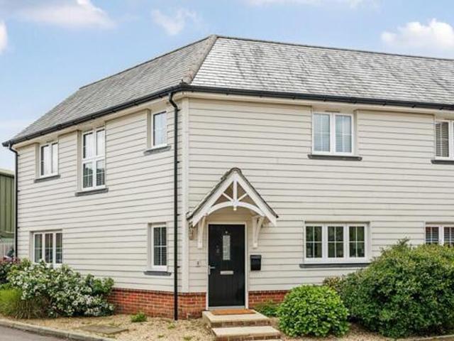 3 Bedroom Semi detached House For Sale In Billingshurst