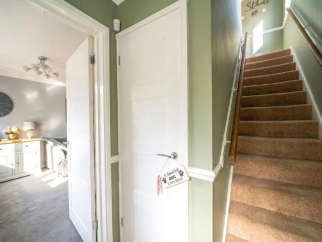 3 bedroom semi detached house for sale in Billsmore Green, Solihull, B92