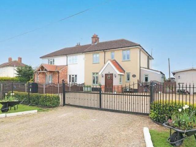 3 Bedroom Semi detached House For Sale In Birch