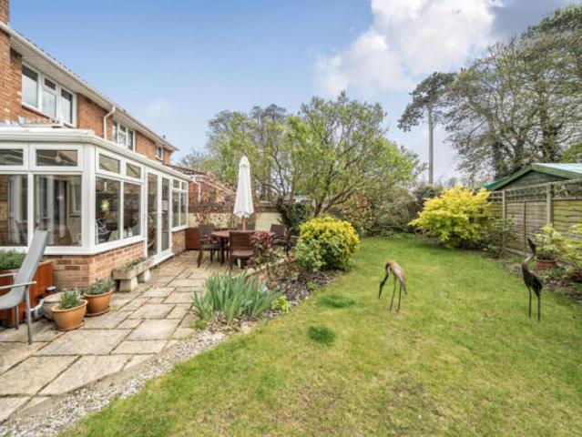 3 bedroom semi detached house for sale in Birdbrook Road, Upper Stratton, Swindon, SN2
