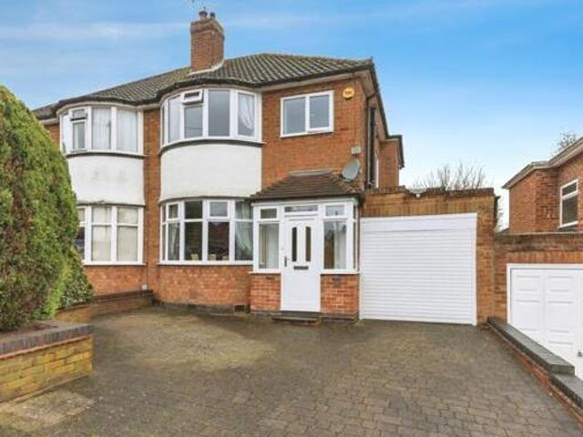 3 Bedroom Semi detached House For Sale In Birmingham, Warwickshire