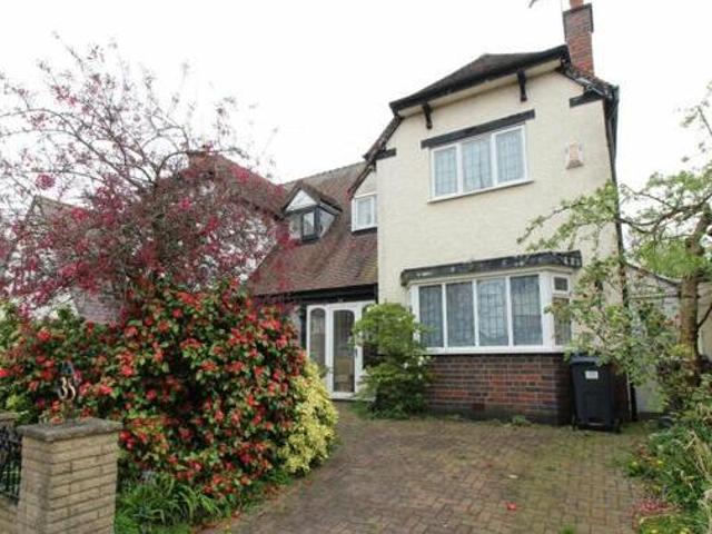 3 Bedroom Semi detached House For Sale In Birmingham, West Midlands