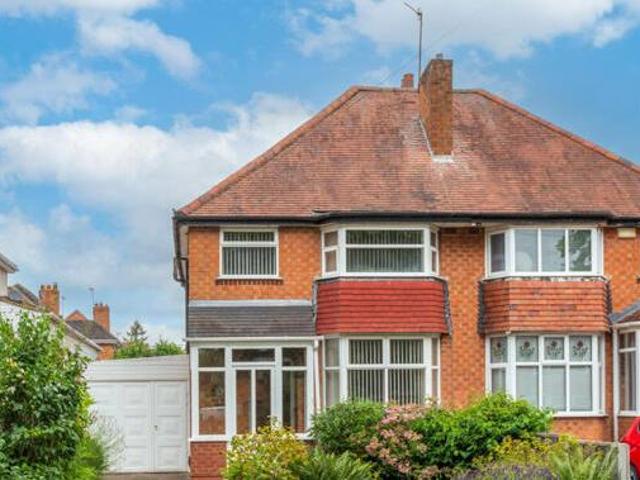 3 Bedroom Semi detached House For Sale In Birmingham, West Midlands