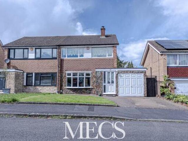 3 Bedroom Semi detached House For Sale In Birmingham, West Midlands