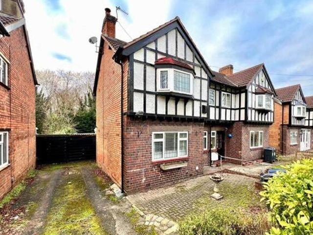 3 Bedroom Semi detached House For Sale In Birmingham, West Midlands