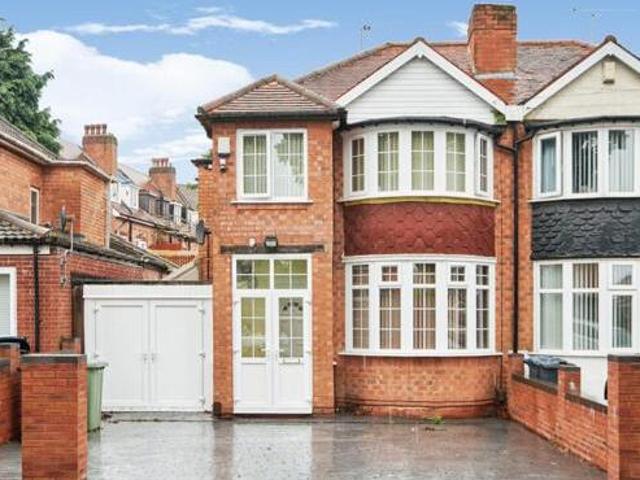 3 Bedroom Semi detached House For Sale In Birmingham, West Midlands