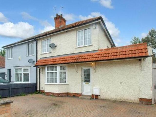 3 Bedroom Semi detached House For Sale In Birstall